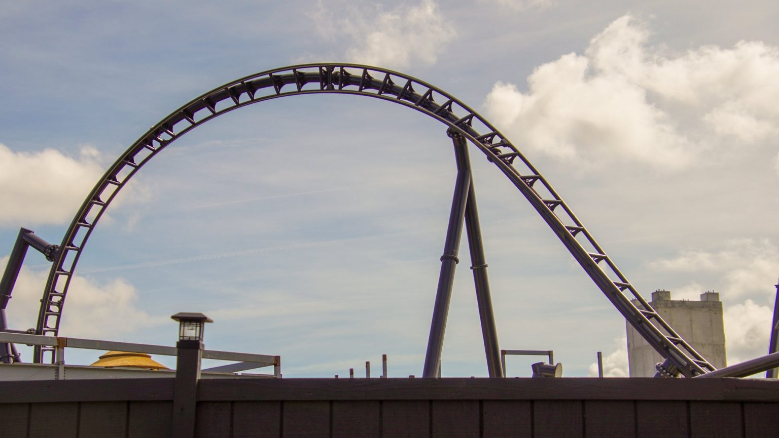 Jurassic Park Roller Coaster Construction Update – Inversions, Switches ...