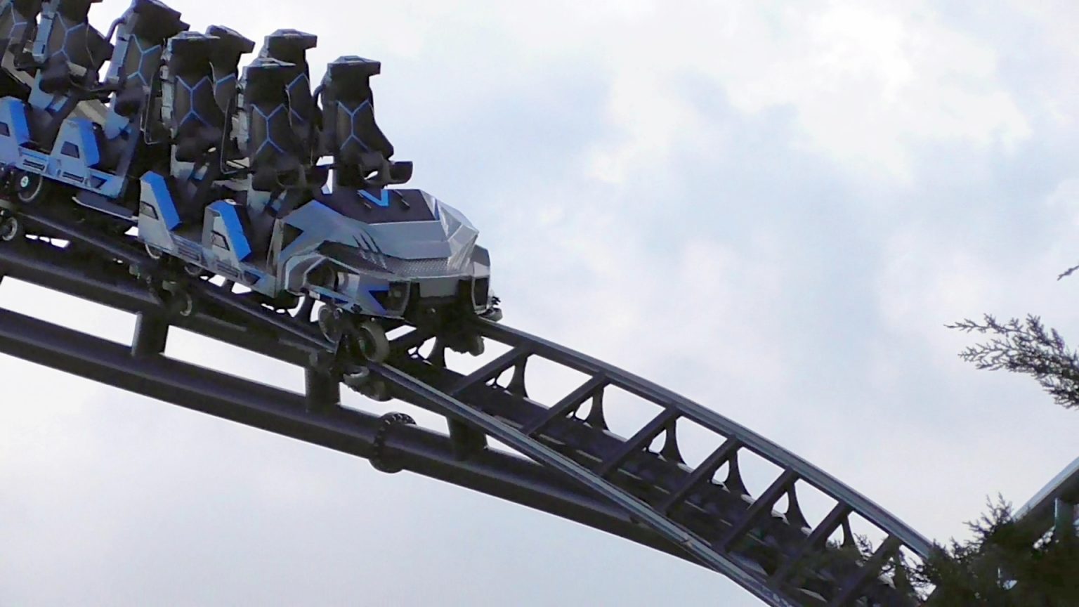 VelociCoaster Construction Update – Daytime Testing, Coaster Train ...