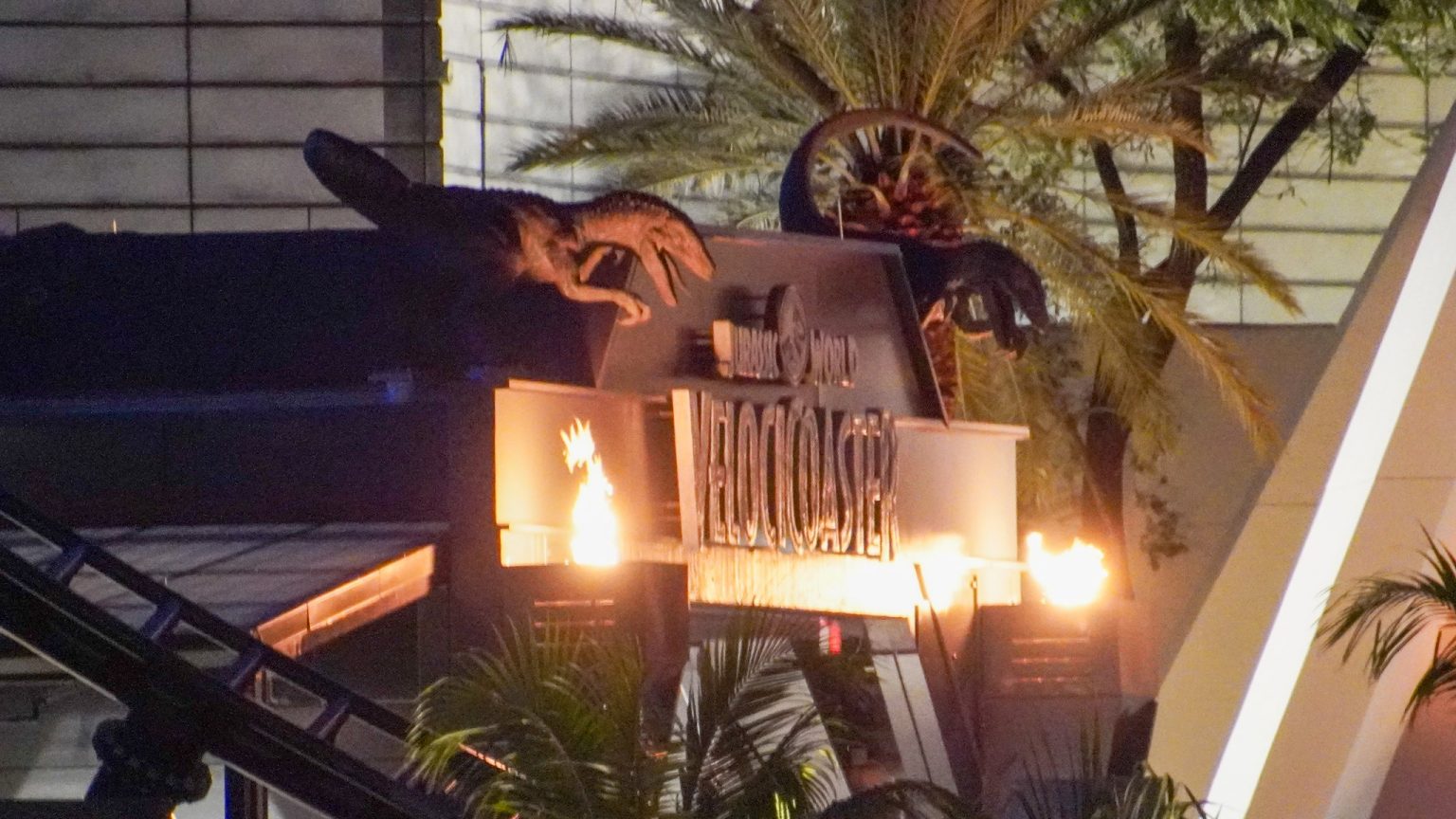 Everything We Know About the VelociCoaster at Universal Orlando ...