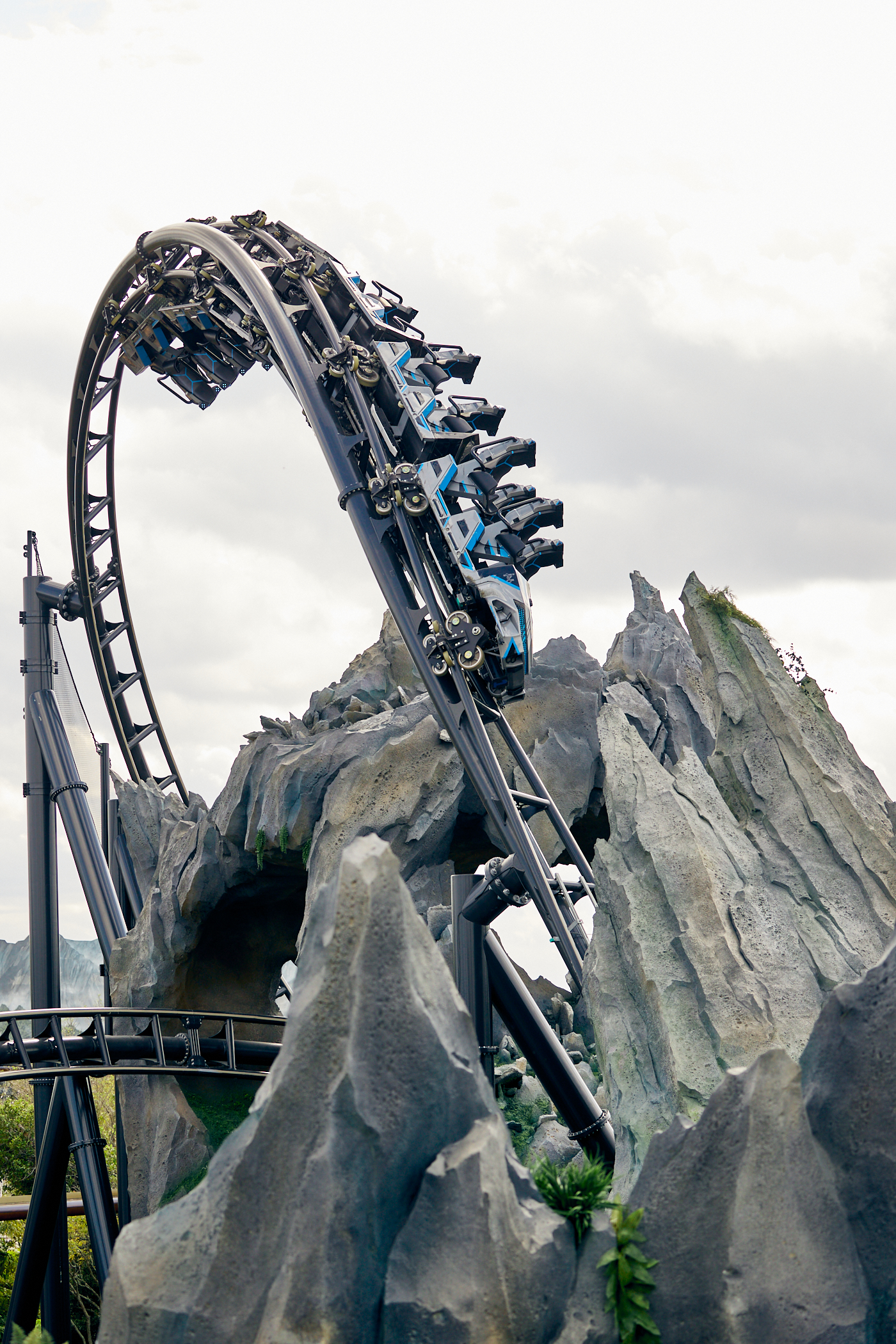 VelociCoaster Officially Opens June 10 – New Photos, Video and Story ...