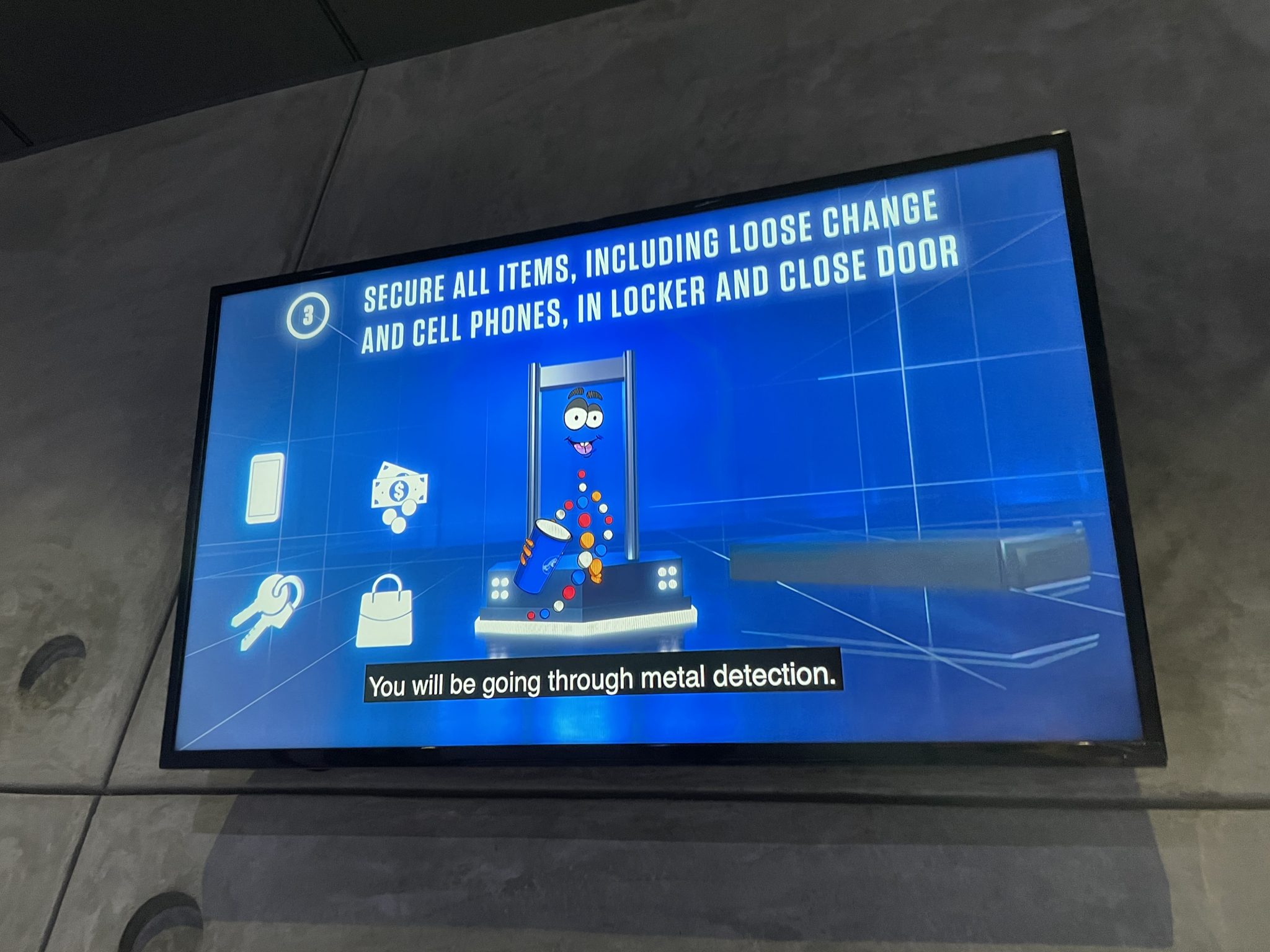 VIDEO: Jurassic World VelociCoaster Full Queue and First Impressions ...