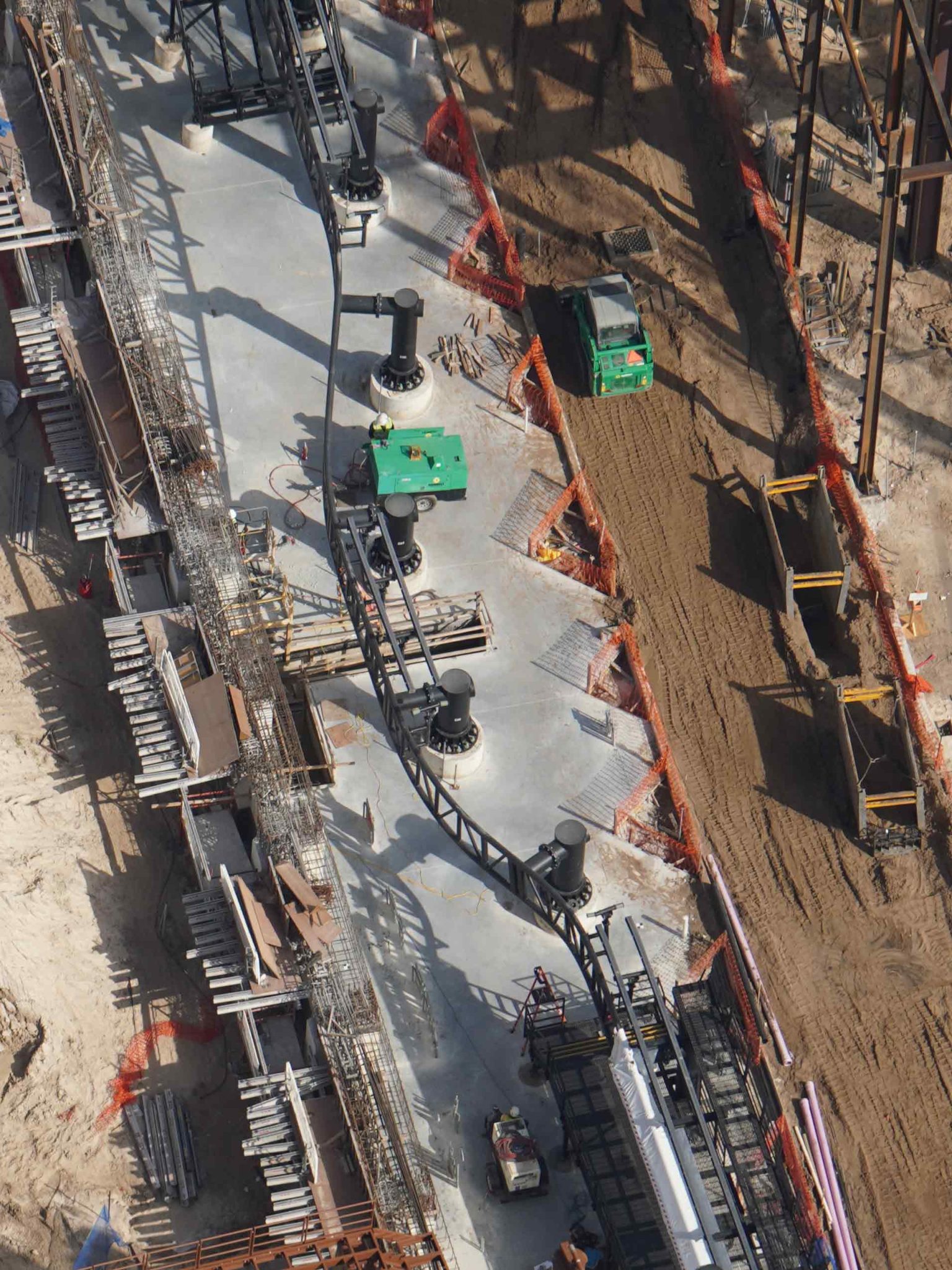 False Track Installed for Donkey Kong Coaster at Epic Universe ...