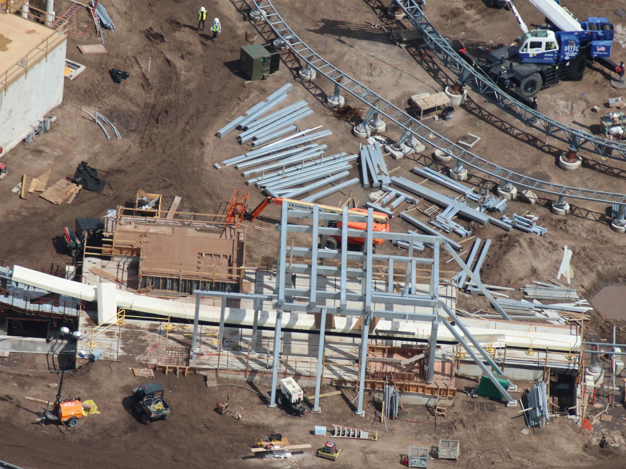Epic Universe Update: Dueling Roller Coaster Topped Off, New Ride ...