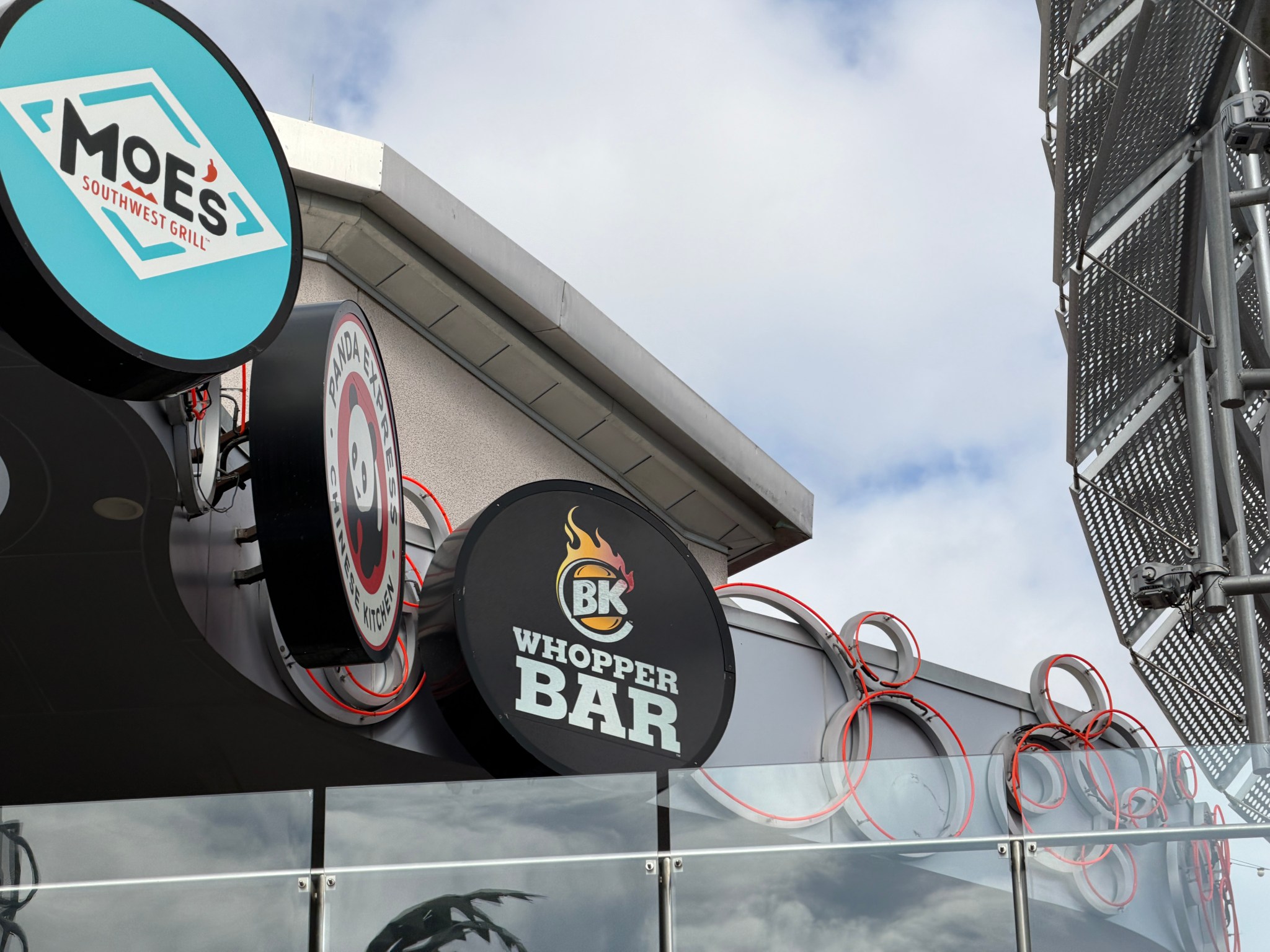 Five Guys Coming to CityWalk Orlando, Replacing BK Whopper Bar, and ...