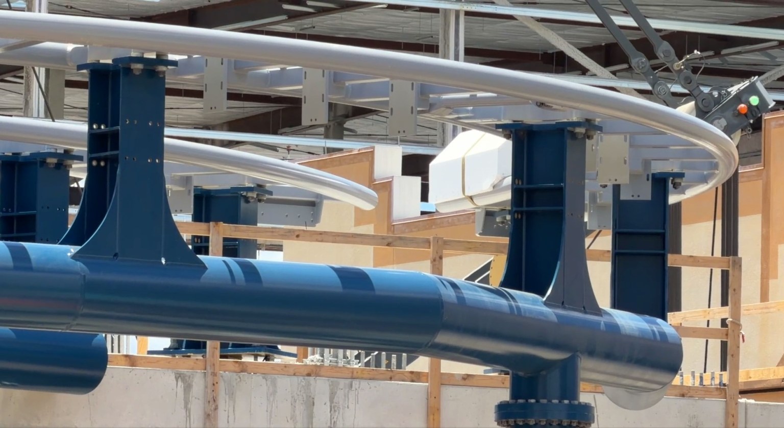 Universal Orlando News Update: Coaster Track Installed & Lost Continent ...